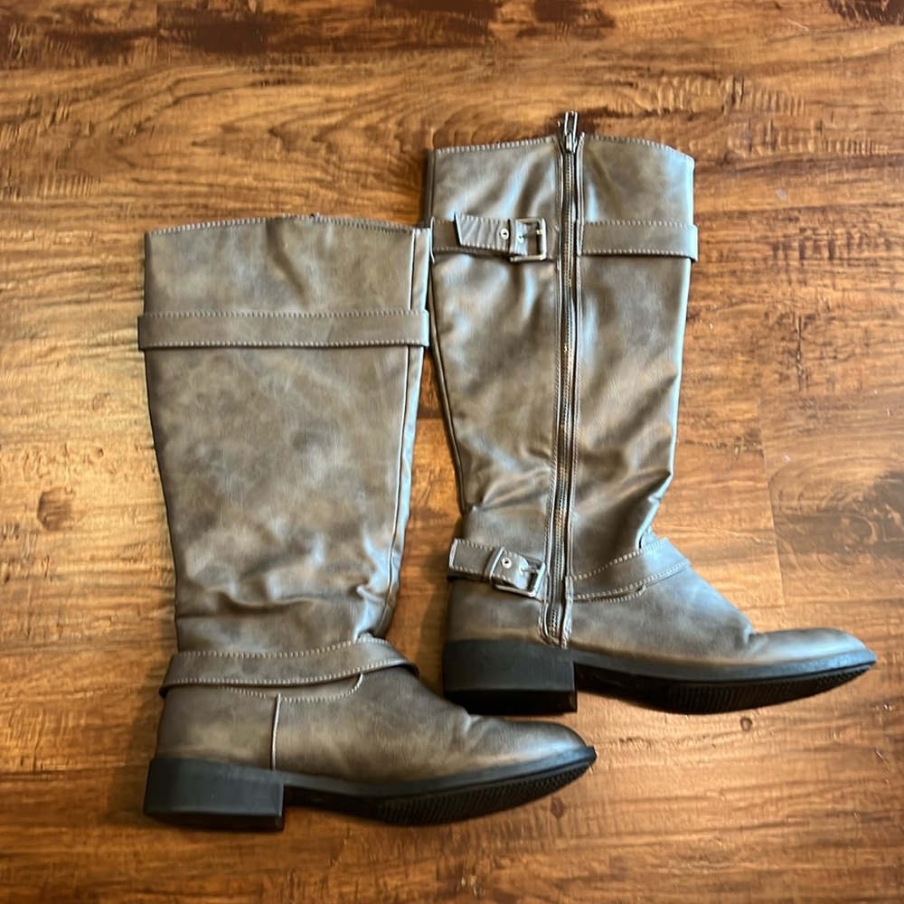 Brash Knee High Boots. - Gem